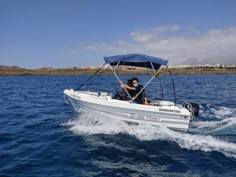 "Discover Freedom: Rent a Boat, No License Required!" - Key Points