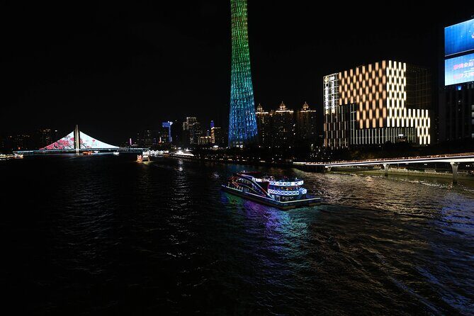 Discover Guangzhou: Private Tour of Culture, Food & Pearl River - Charming Neighborhoods: Shamian Island & Cultural Spots