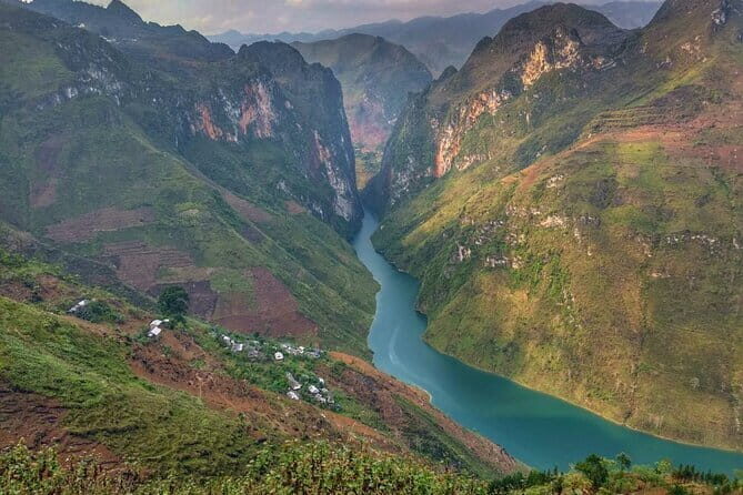 Discover Ha Giang 3D4N Tours by Motorbike -All inclusive - Value for Money