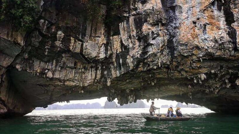 Discover Ha Long Bay's Wonders on a Day Cruise from Hanoi - FAQs