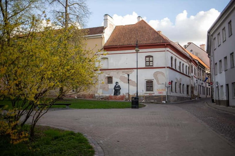 Discover Jewish Vilnius with a Local - Discover Jewish Vilnius with a Local