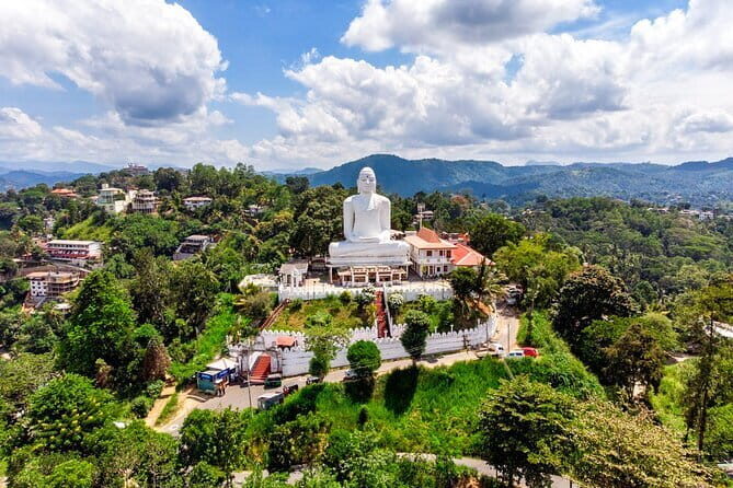 Discover Kandy by Helicopter From Hatton - An In-Depth Look at the Experience