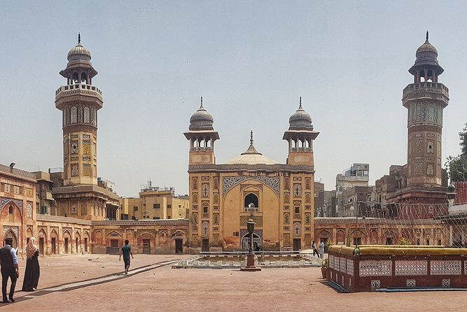 Discover Lahore City With Wagah Border & Lahore Fort - Full Day Trip - An In-Depth Look at What You Can Expect
