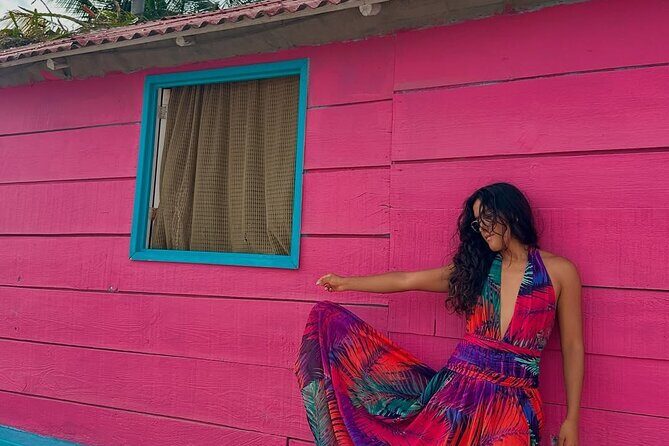 Discover Las Coloradas History on Deluxe Guided tour - Who Will Love This Experience?