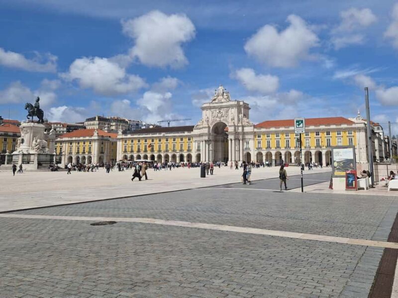 Discover Lisbon: Walking Tour of Baixa, Bairro Alto & Alfama - A Detailed Look at the Lisbon Walking Tour