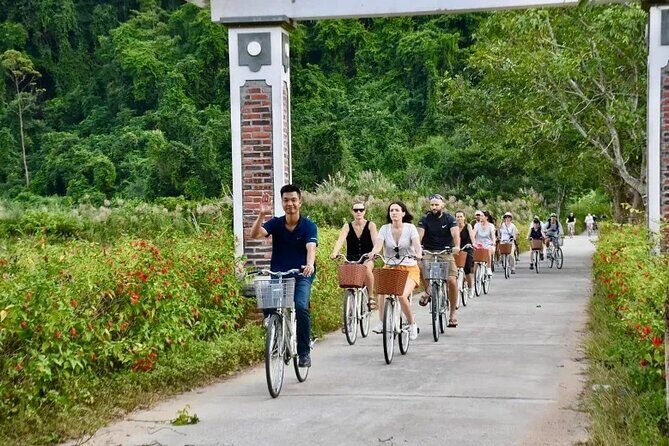 Discover Majestic Lan Ha Bay cruise 3 Days 2 Nights - Introduction to the Lan Ha Bay Experience