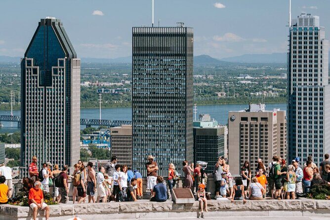 Discover Montreal EN Confort 4h Private Excursion EN SUVdeLuxe - The Sum Up