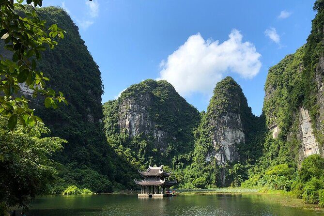 Discover Ninh Binh: Bai Dinh, Trang An & Mua Caves from Hanoi - An In-Depth Look at the Itinerary