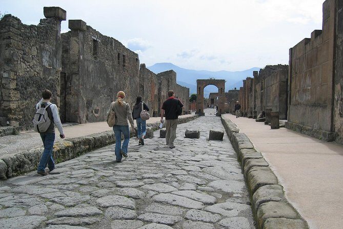Discover Pompeii on this Guided Walking Tour of the Buried City - What to Expect from the Pompeii Guided Tour