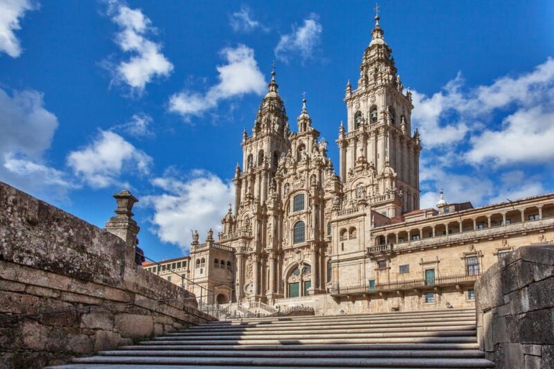 Discover Santiago in 4 hours: its cathedral, Pórtico, and historic quarter. - Final Thoughts: Is This Tour Right for You?