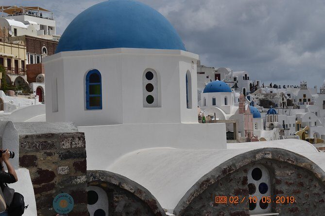 Discover Santorini with us (5 hour private tour north side) - Cancellation Policy and Booking