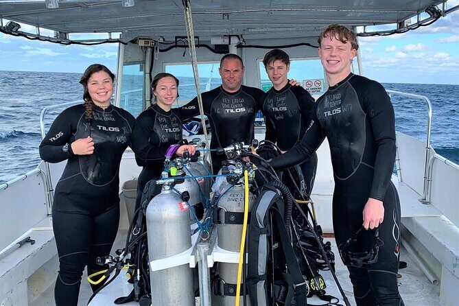 Discover Scuba Diving Course Pool Training Session in Key Largo. - Discover Scuba Diving Course Pool Training Session in Key Largo: A Practical Primer for Beginners