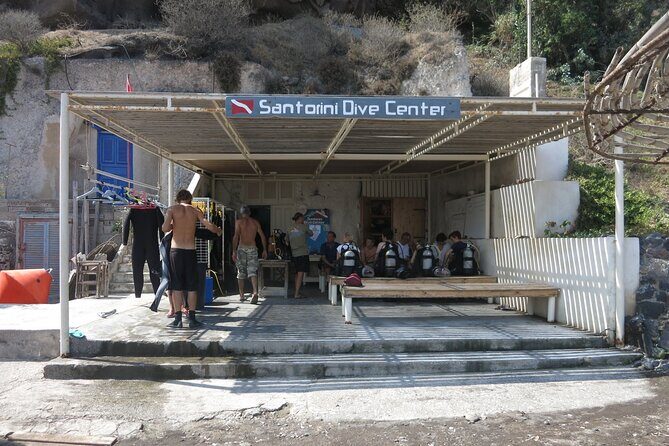 Discover Scuba Diving in the Caldera of the Volcano in Santorini - The Sum Up