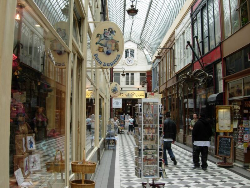 Discover Secret Passages in Paris - What Travelers Say