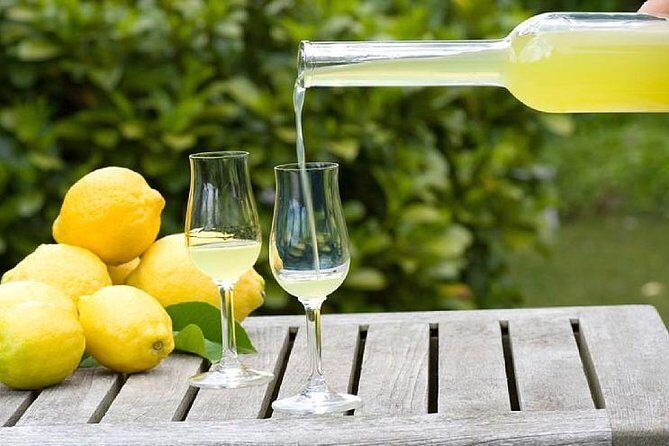 Discover Sorrento with food tasting and walking Tour - What the Tour Offers