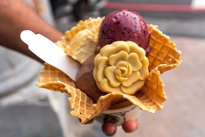 Discover Taichung Private Day Tour from Taipei - The Journey Begins: Exploring Taichung’s Architectural Wonder