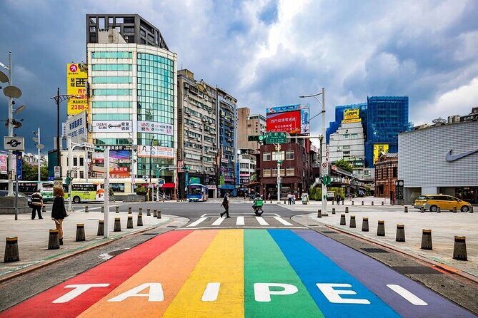 Discover Taipeis Soul: A 6-Hour Immersive City Walking Tour - Key Points