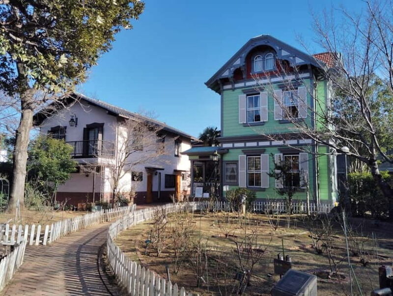 Discover the Best of Yokohama: A 5-Hour Day Tour - Minato-no-Mieru Oka Park