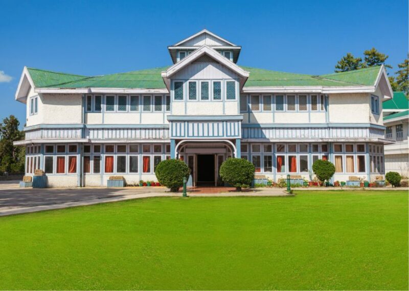 Discover the Colonial Trails of Shimla- Guided Walking Tour - Key Points