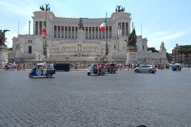 Discover the famous seven hills of Rome with the calessino bee - Who Will Love This Tour?