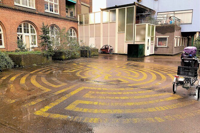 Discover The Hague's scenic courtyards in an Outside Escape game! - Detailed Breakdown of the Itinerary