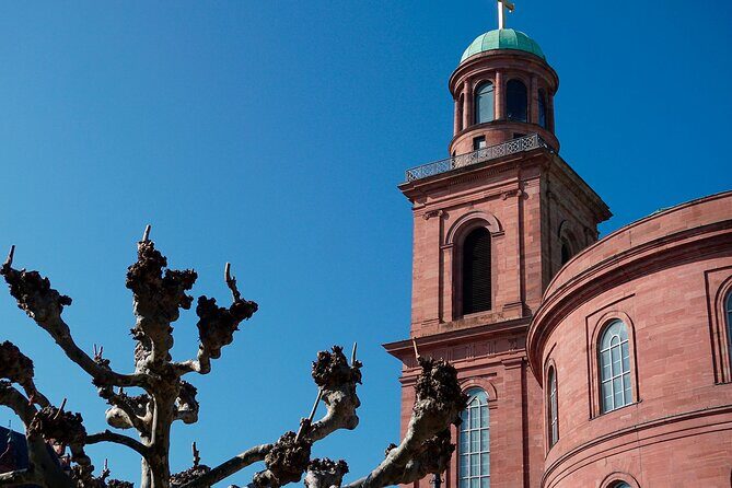 Discover the Heart of Frankfurt - City Tour in German - FAQs