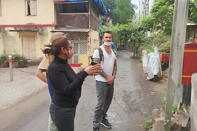 Discover the Hidden Gems of Bandra on an Engaging Walking Tour - Practical Details & Tips for Travelers