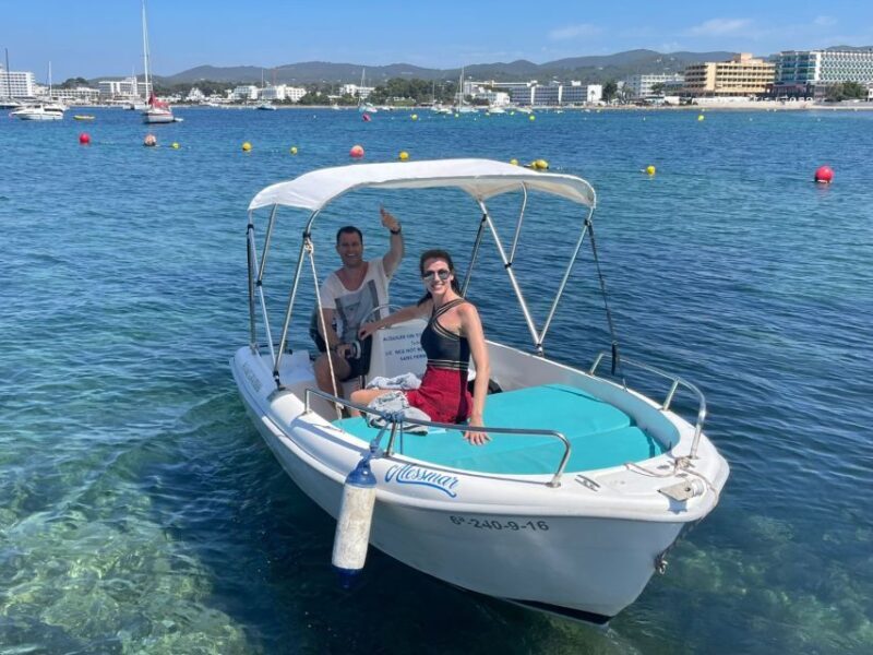 Discover the Ibiza beaches on a boat without license 8H - Who Will Love This Experience?