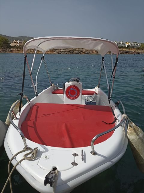 Discover the Ibiza beaches on a boat without license 8H - FAQs