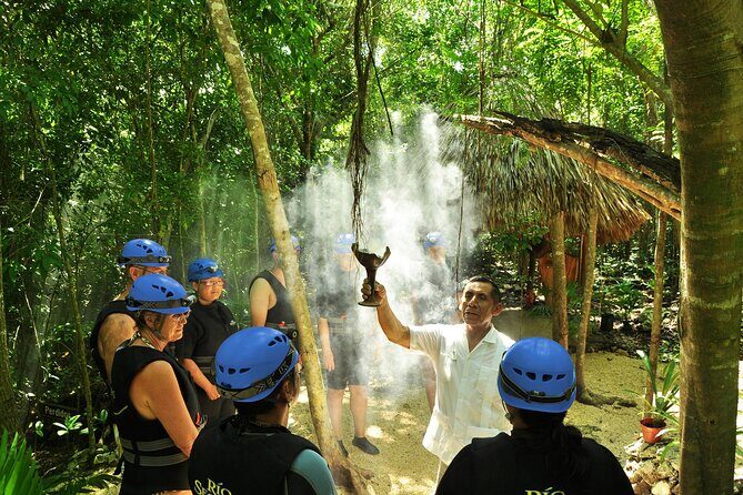 Discover the magnificent Secret River of the Riviera Maya. Transport included - FAQ