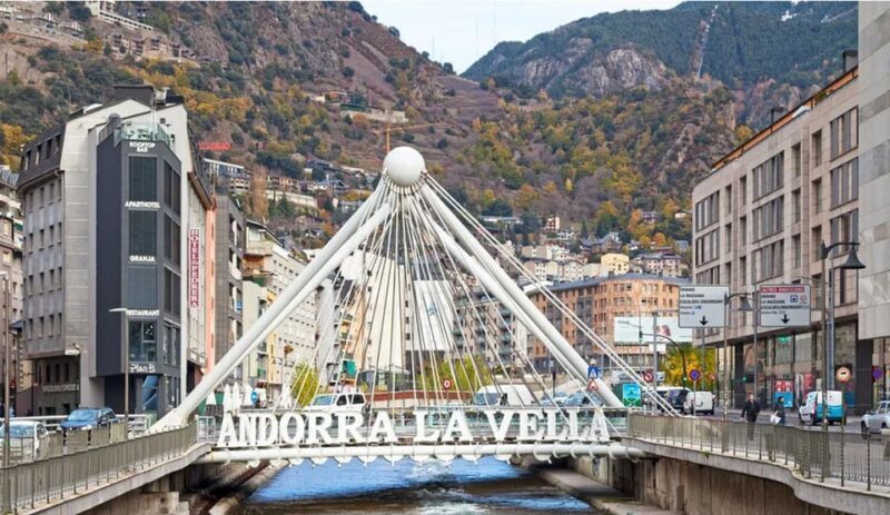 Discover the medieval Seu and Andorra in one day from Barcelona with lunch - FAQs