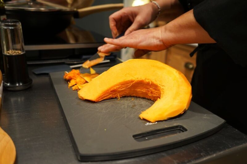 Discover the old market and make fresh pasta - Key Points