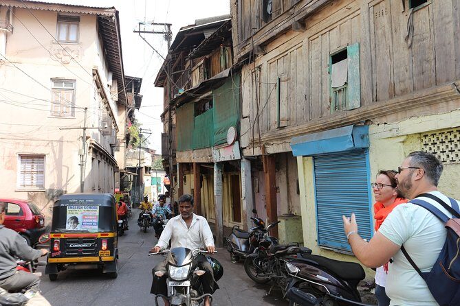 Discover the religious city: Nashik with wine tasting tour - A Delicious Lunch with Local Flavors