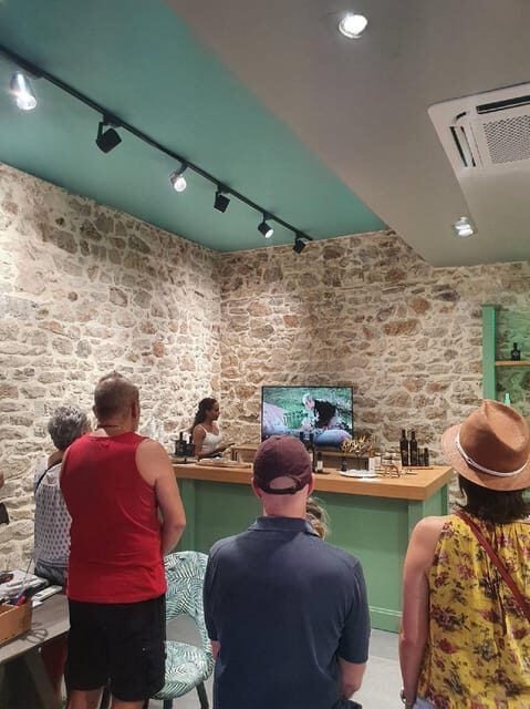 Discover the world of Extra Virgin Olive Oil - What to Expect from the Tour