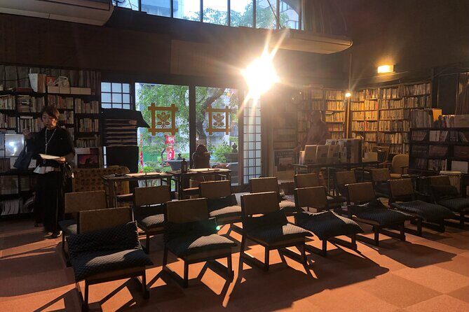 Discover Tokyo's Artistic Side on Private Tour - Exploring the Tour in Detail