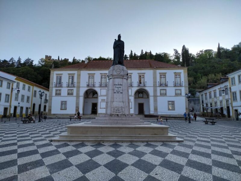 Discover Tomar's History with a Local Guide and Enjoy Tapas! - Key Points
