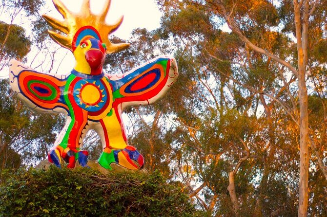 Discover UCSD: A Self-Guided Tour for Students, Parents and Staff - Exploring UCSD Through its Iconic Landmarks and Surprises