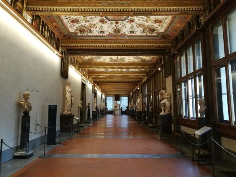 Discover Uffizi and Palazzo Vecchio: Half Day Guided Tour - Who Should Consider This Tour?