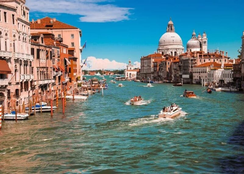 Discover Venice: Morning Walking Tour & Gondola - Why You Might Love This Tour