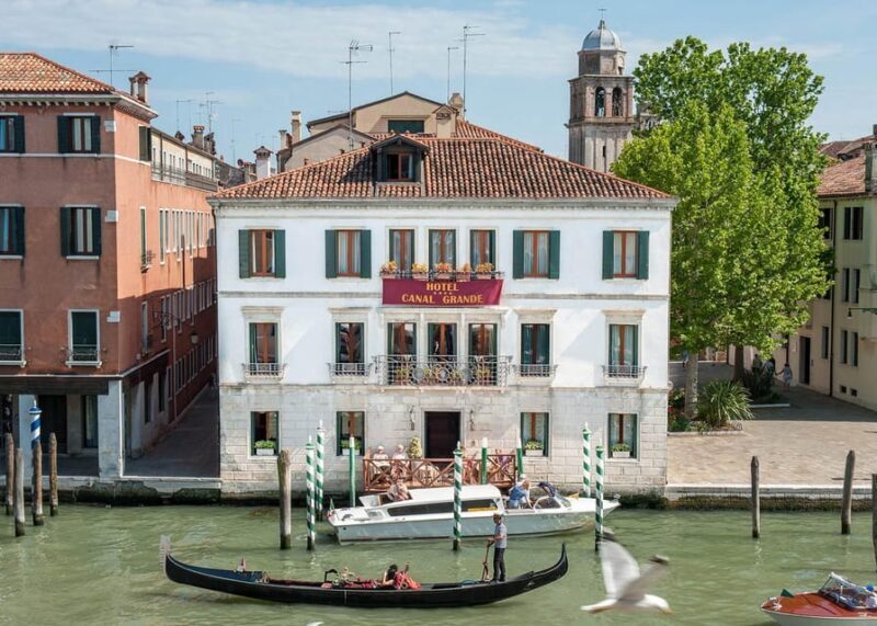 Discover Venice: Morning Walking Tour & Gondola - Final Thoughts