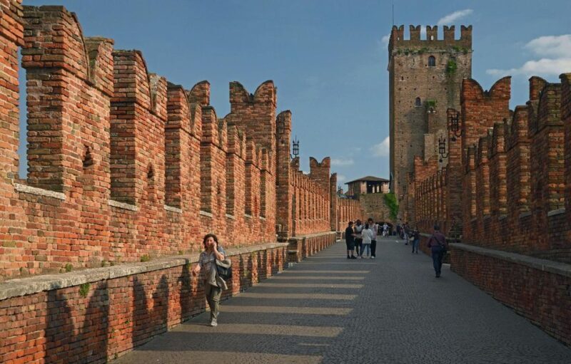 Discover Verona + Arena: Walking Tour - The Value for the Price
