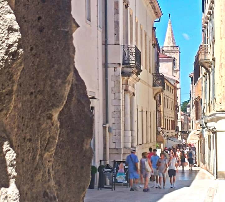 Discover Zadar privately: Individual guided tour in German - The Experience Itself: What You Can Expect