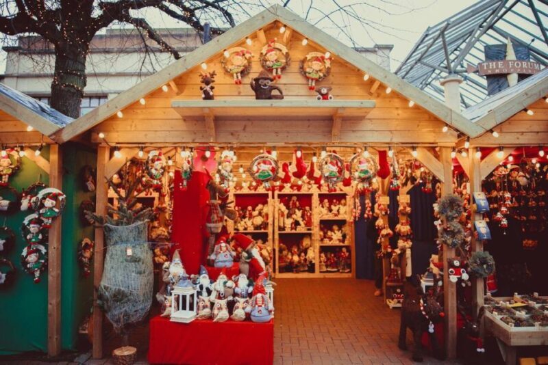 Discovering Dublin on Christmas Walking Tour - An Overview of the Christmas Dublin Experience