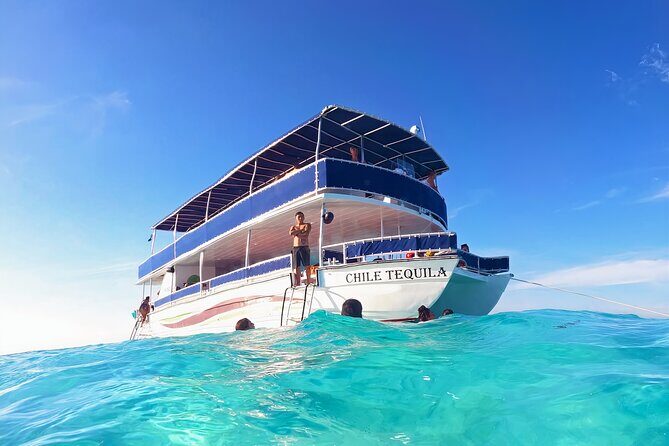 Discovering El Cielo Reef by Double Decker Catamaran - Discovering El Cielo Reef by Double Decker Catamaran: A Complete Guide