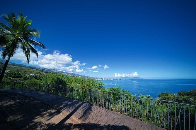 Discovering the emblematic sites of Tahiti - An In-Depth Look at the Tour Experience