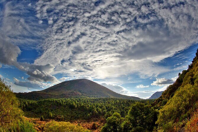 Discovering the Vesuvius - VIP tour / Small group - Ease and Comfort from the Start