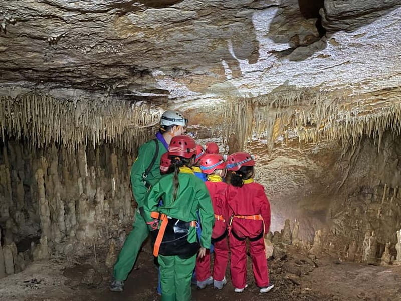 Discovery caving - Grotte Arva Claire - Discover the Secrets of Grotte Arva Claire: A Caving Adventure in Occitanie