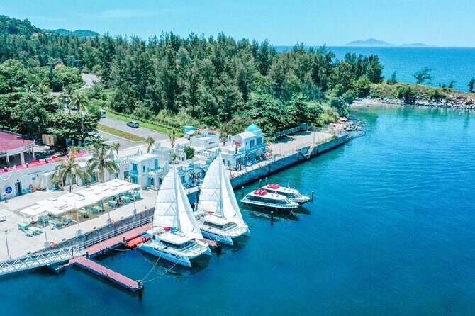 Discovery the Magnificent Son Tra Peninsula by Aphrodite S16 Yach - An In-Depth Look at the Yacht Cruise Experience