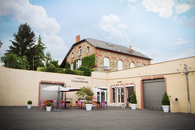 Discovery tour (2 tastings) - The Experience in Detail: What to Expect from the Tour