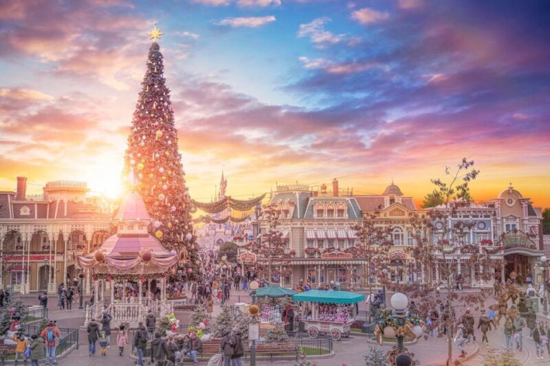 Disneyland® Paris Tickets for Train and Parks - What You Get and How It Works